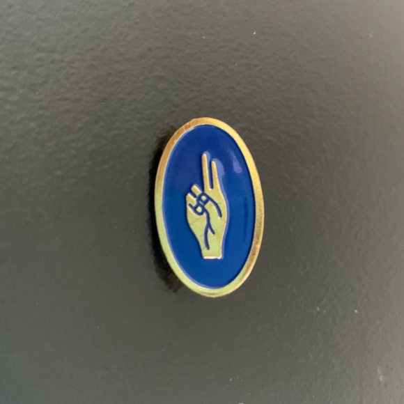 Jewelry | Vintage Brownie Girl Scout 2 Finger Salute Goldblue Enamel ...